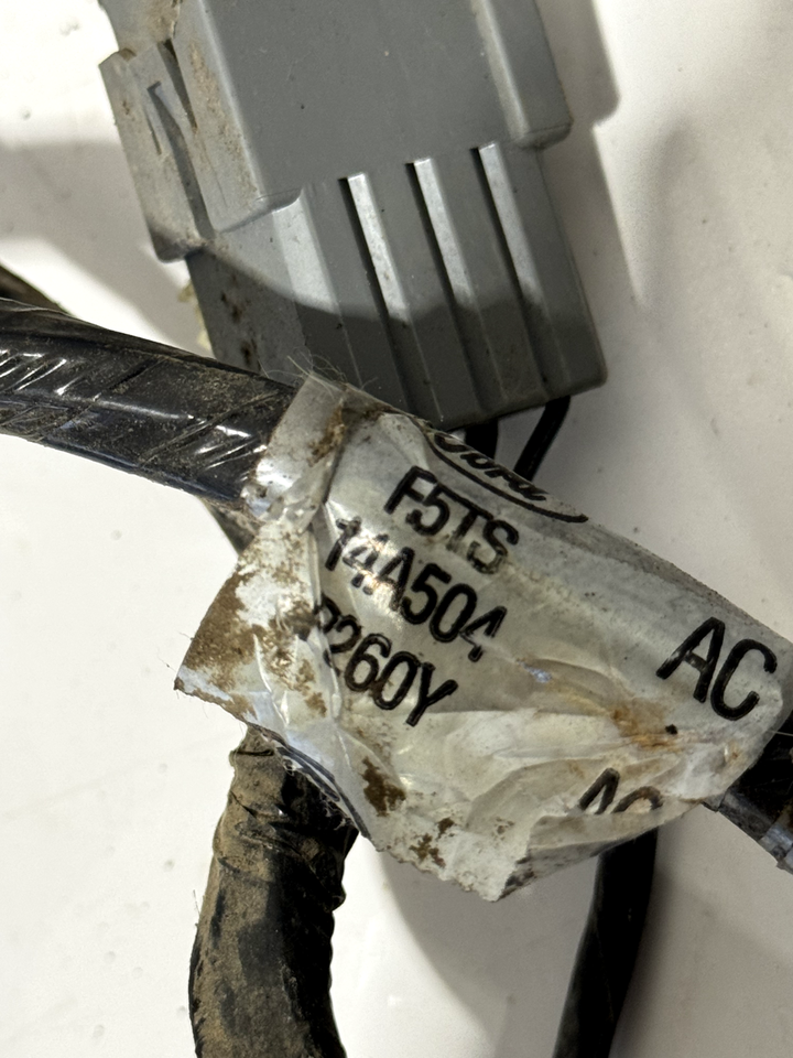 1992-1996 Ford F350 CREW CAB INTERIOR FLOOR WIRING HARNESS F5TS-14A504 ...