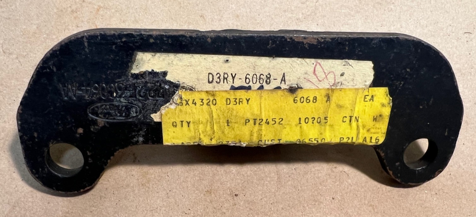 NOS 1972 1973 & Other Ford Mercury Rear Engine Support Mount Bracket ...