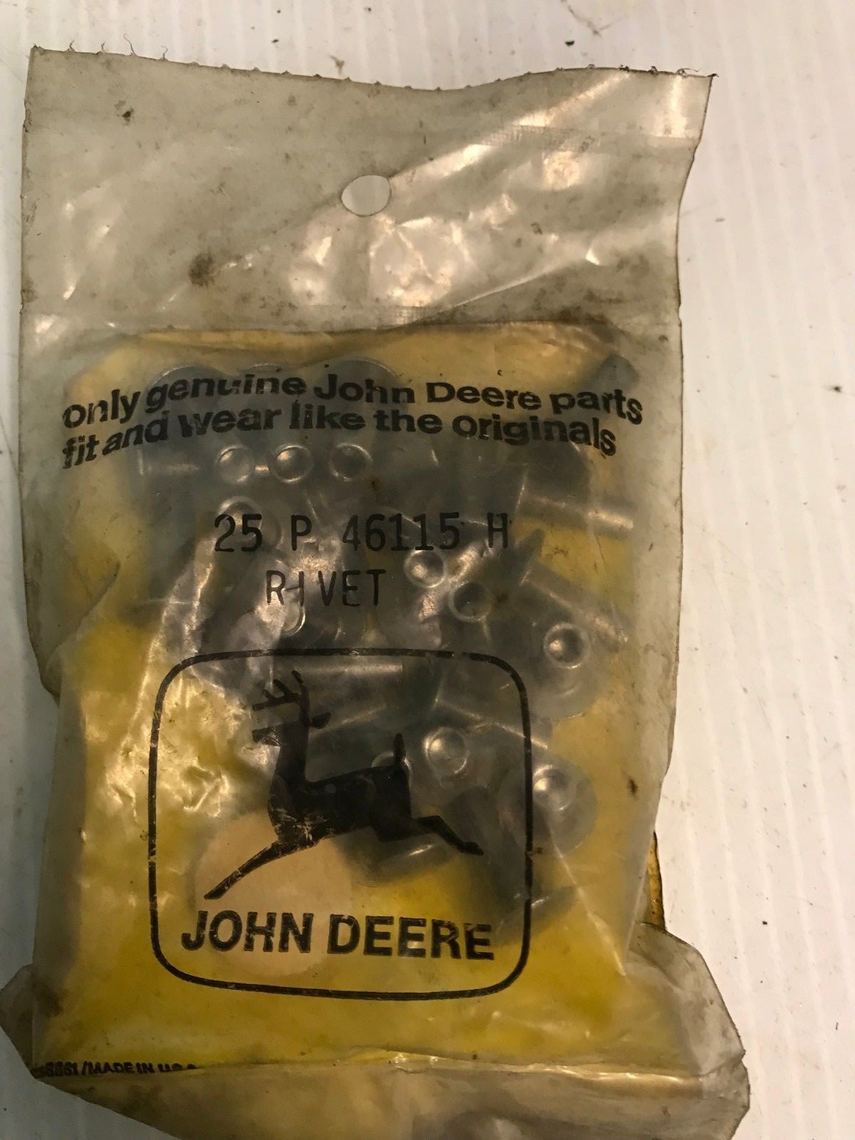 P46115 GENUINE John Deere RIVET QTY of 25 Rivets Replaces H76524 | eBay