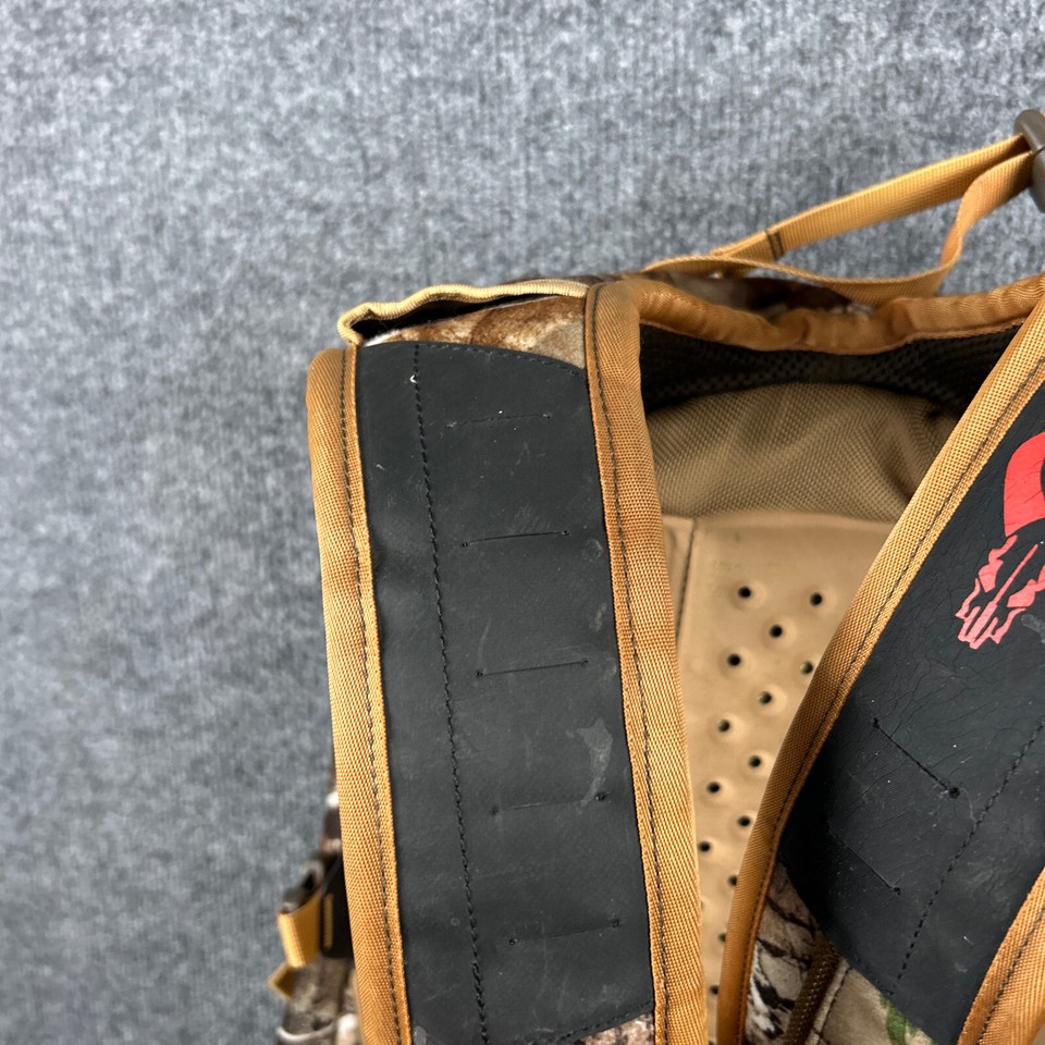 Badlands Superday Realtree H2 Hunting Backpack Waist Straps Pockets | eBay