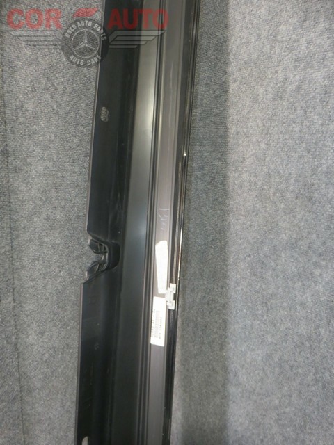 MERCEDES-BENZ C T-Model S204 AMG Right Plastic Side Skirt Cover ...