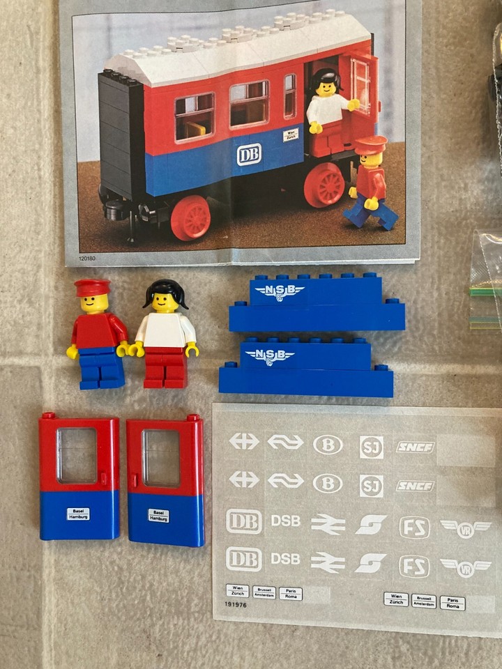 Lego 7818 Train PASSENGER CARRIAGE Complete w/Instructions | eBay