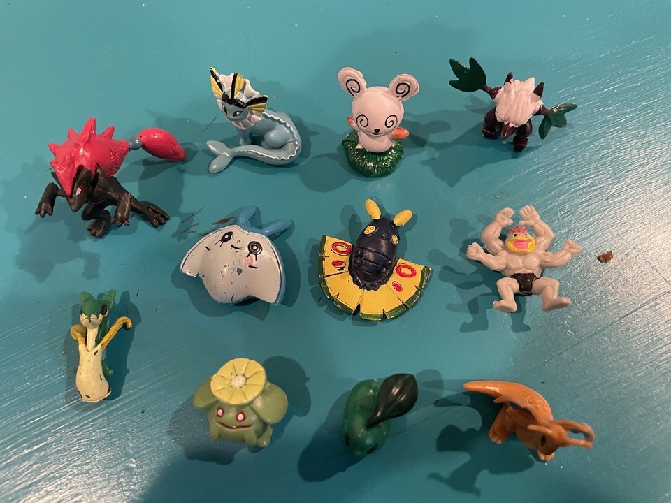 11 Tomy Nintendo Pokemon R/LW 2006 Figure 1” Toys Chikoritastic ...