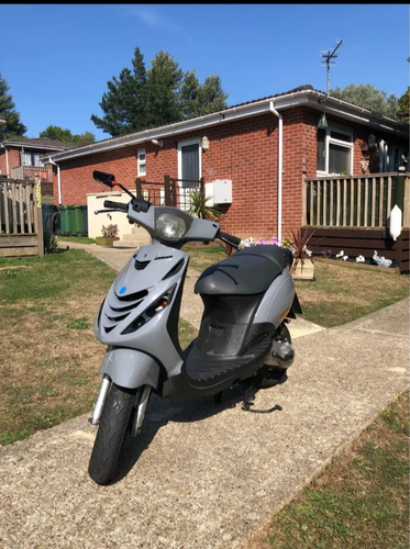 Piaggio Zip 50cc Fully Tuned Stage6 Malossi Race Build Mint Condition ...