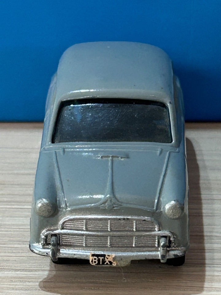 Corgi Toys 202 Morris Cowley Grey + Original Box Near Mint | eBay UK