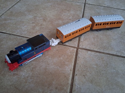 Thomas Trackmaster Real Steam Thomas Train, battery operated, Old Style ...