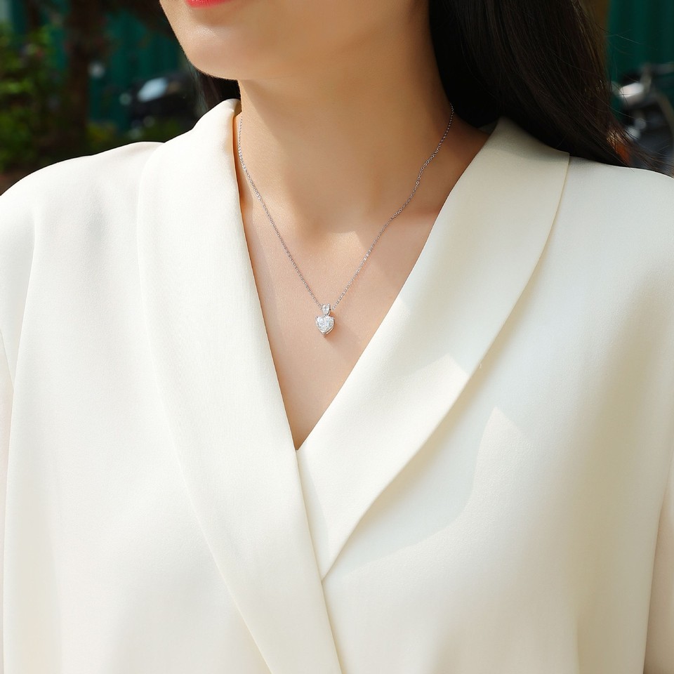 Classic 2Ct Heart Cut VVS MOISSANITE Heart Pendant Necklace S925 ...