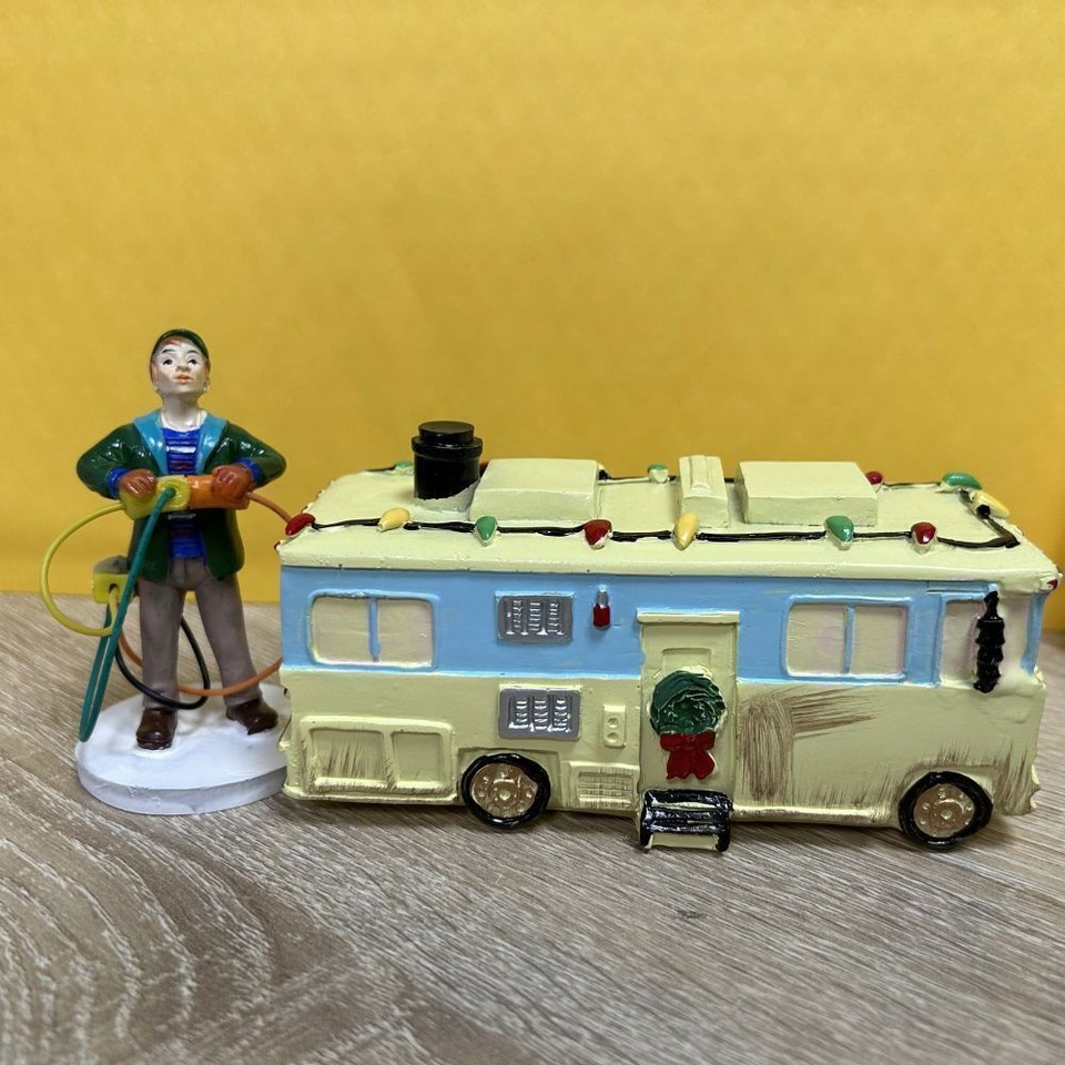 National Lampoon Christmas Vacation Griswold Holiday House Accessories ...