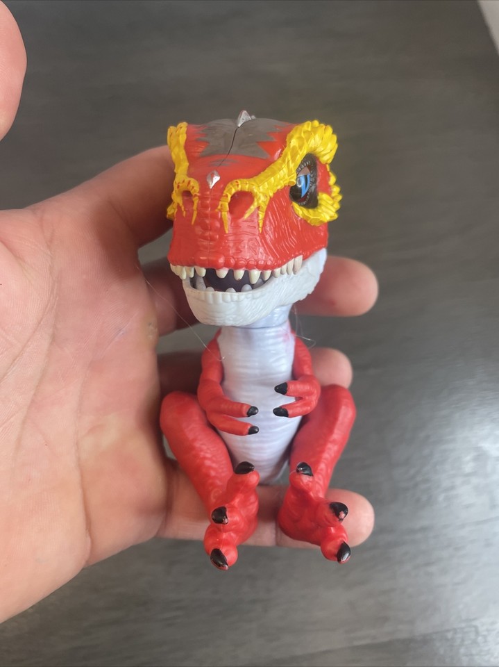 Untamed T-Rex by Fingerlings – Ripsaw (Red) Collectible Dinosaur ...