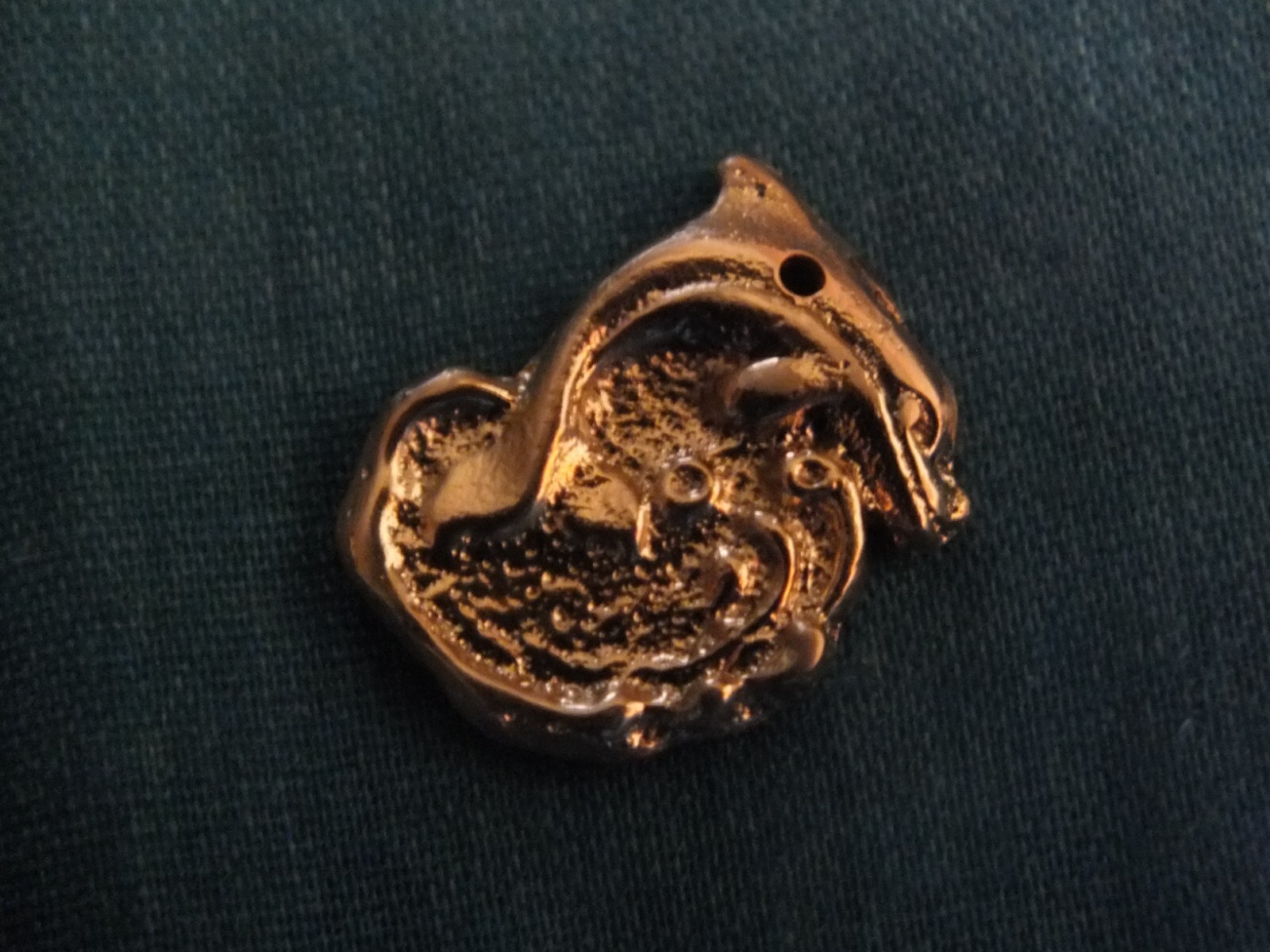 VONBEAU VINTAGE PENDANT 14K-15K SOLID YELLOW GOLD 4.58 gr. "JUMPING ...