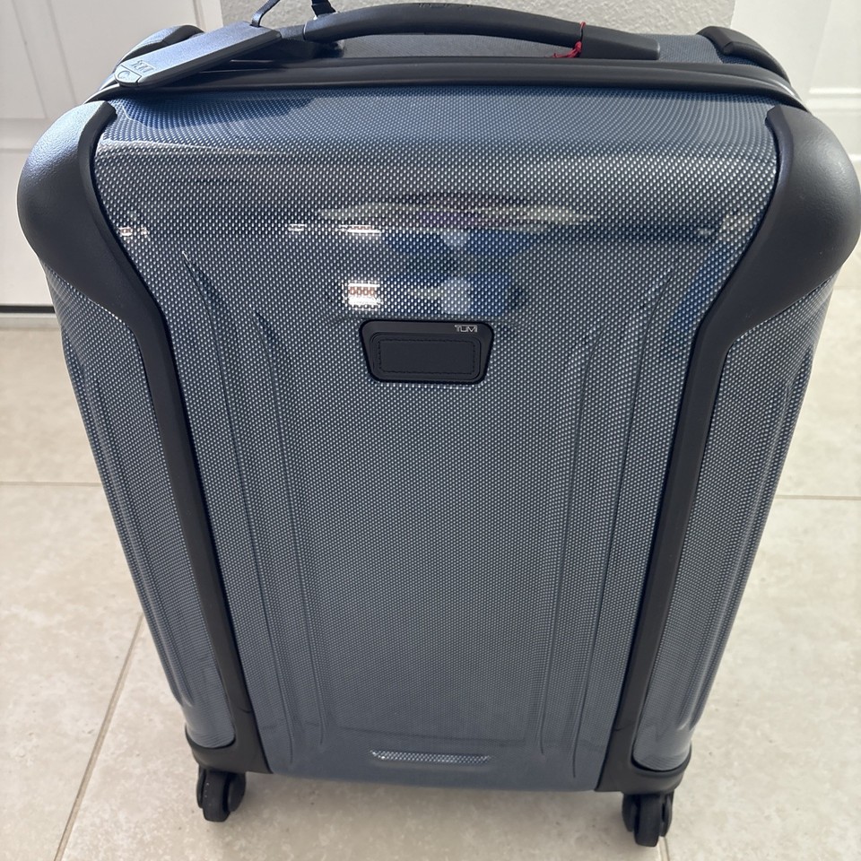 Tumi 22” Vapor Continental Carry-On Hard Spinner 98405-1216 $725 NWT ...