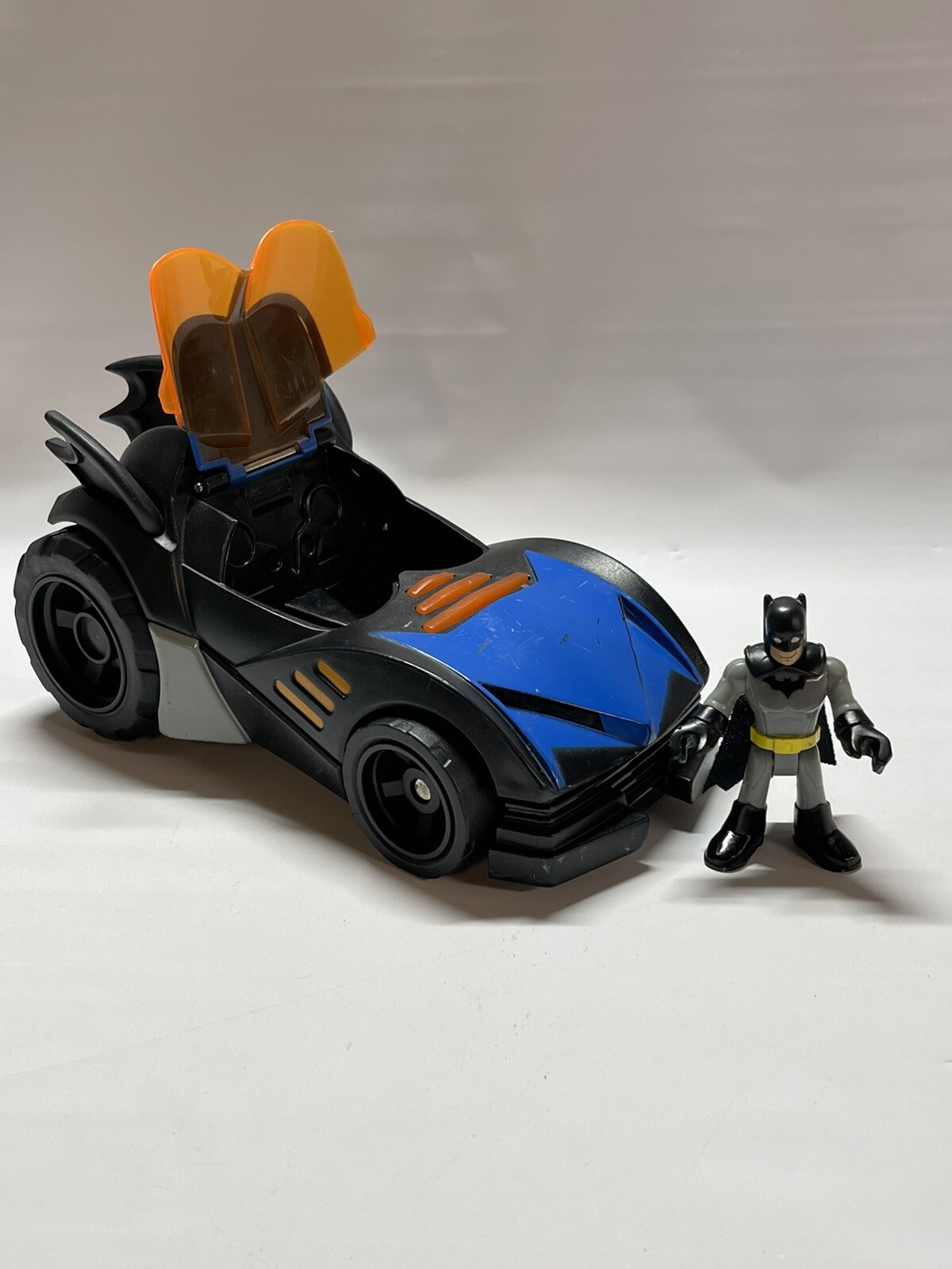 Mattel DC Comics Batman Turn Key & Go Toy Car Batmobile 2009 Imaginext ...