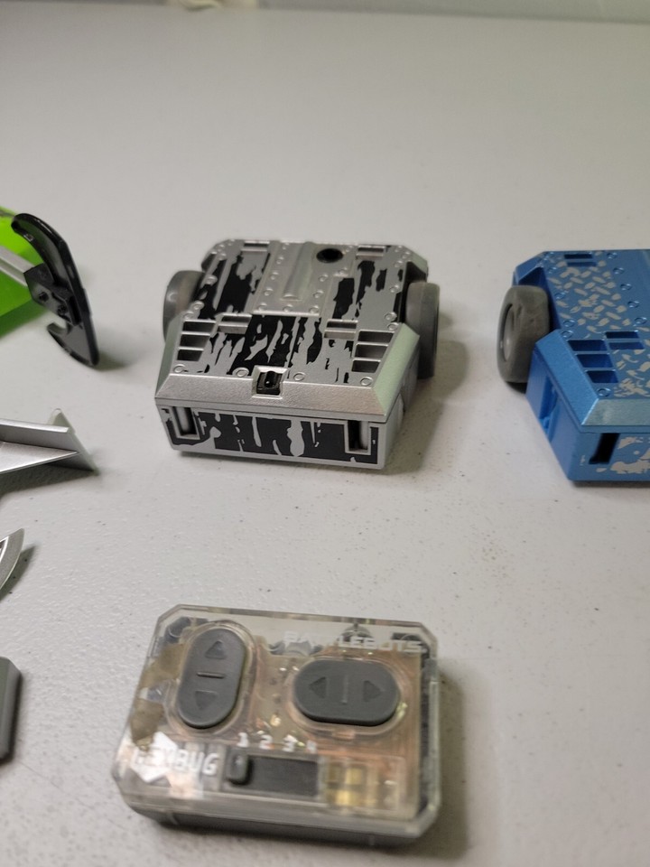 HEXBUG Battle Bots robot vehicles parts Controllers And Vehicle lot | eBay
