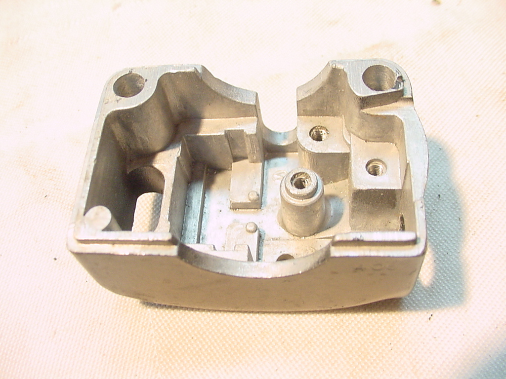 NEW NOS KAWASAKI ASAHI DENSO 004 LOWER SWITCH COVER KZ900 KZ100 HORN ...