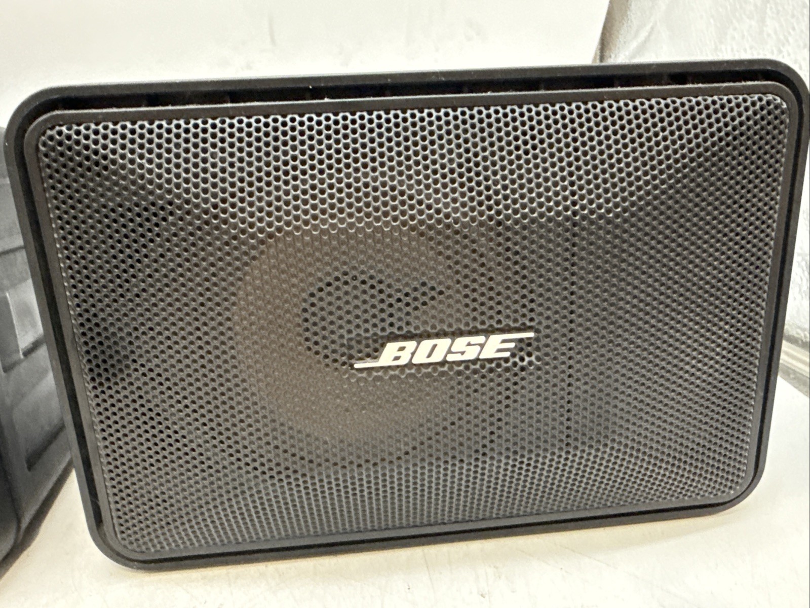 Pair of Bose Model 101 Series Music Monitor Indoor/Outdoor Speakers | eBay