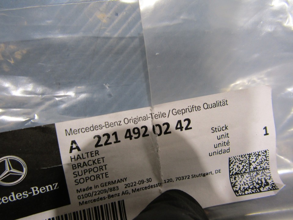 Mercedes C216 Rear Exhaust Muffler Pipe Bracket Genuine A2214920242 2B9 ...