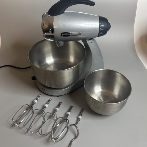 READ Sunbeam Mixmaster Heritage Series White Countertop Stand Mixer ...