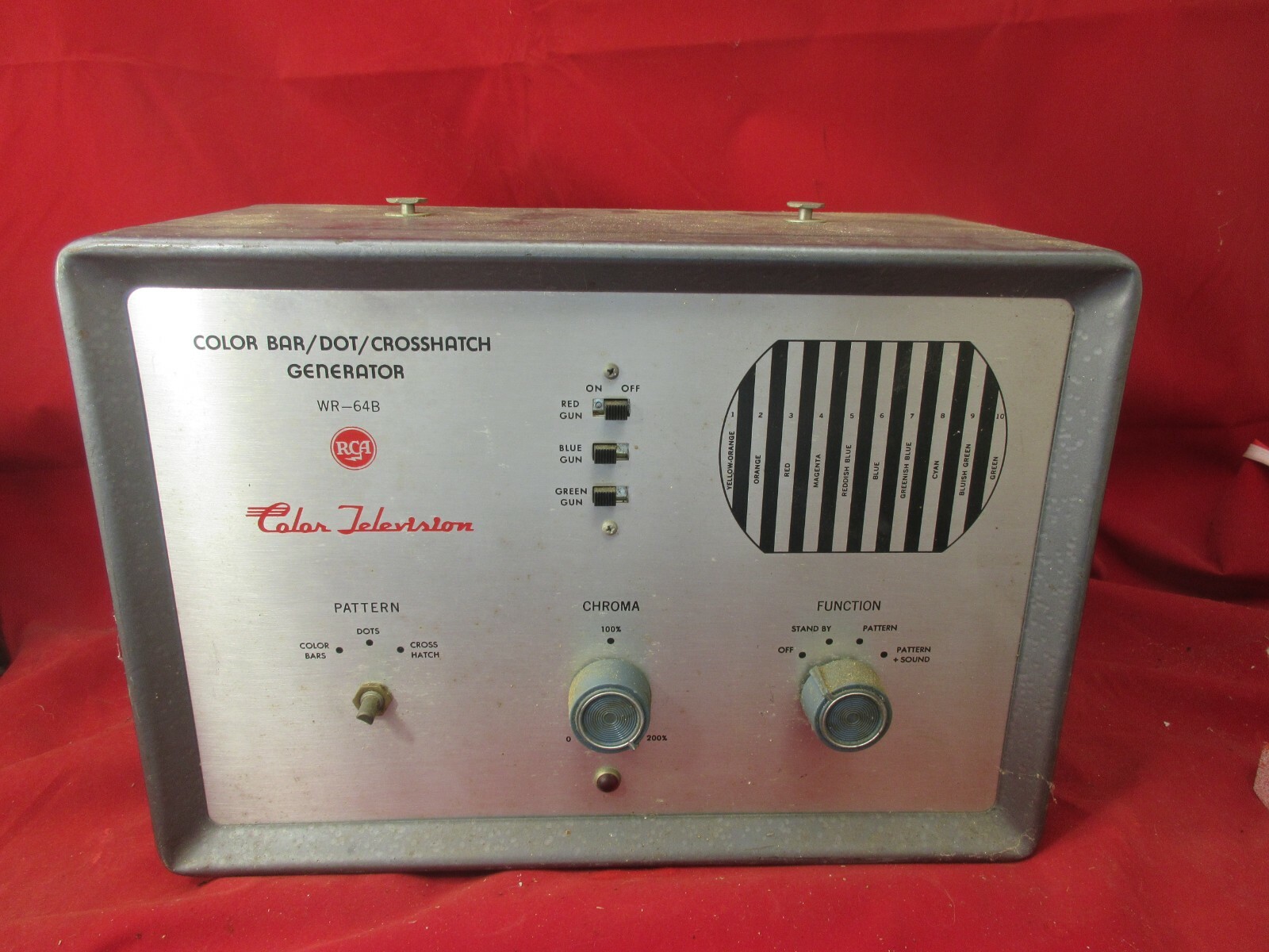 Vintage RCA Wr-64b Color Bar/ Dot / Crosshatch Generator for sale ...