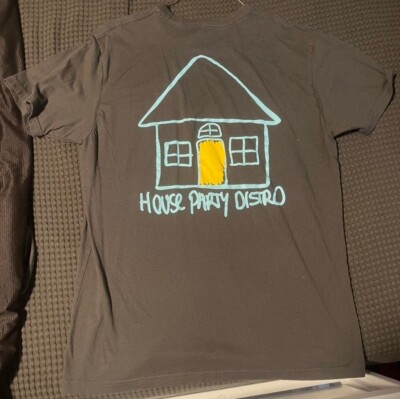 House Party Distro Shirt - Men's Size Large, Grey, Pre-owned | eBay