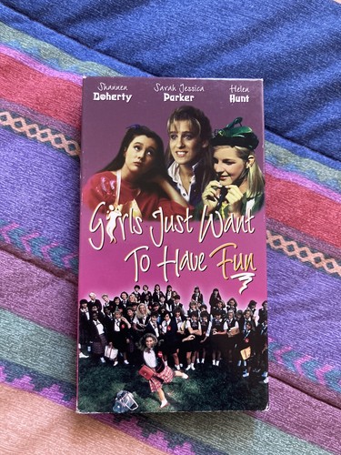 Girls Just Want to Have Fun (1985) VHS (1998) Sarah Jessica Parker Helen Hunt | eBay