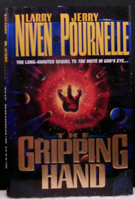 Larry Niven & Jerry Pournelle THE GRIPPING HAND First edition 1993 ...