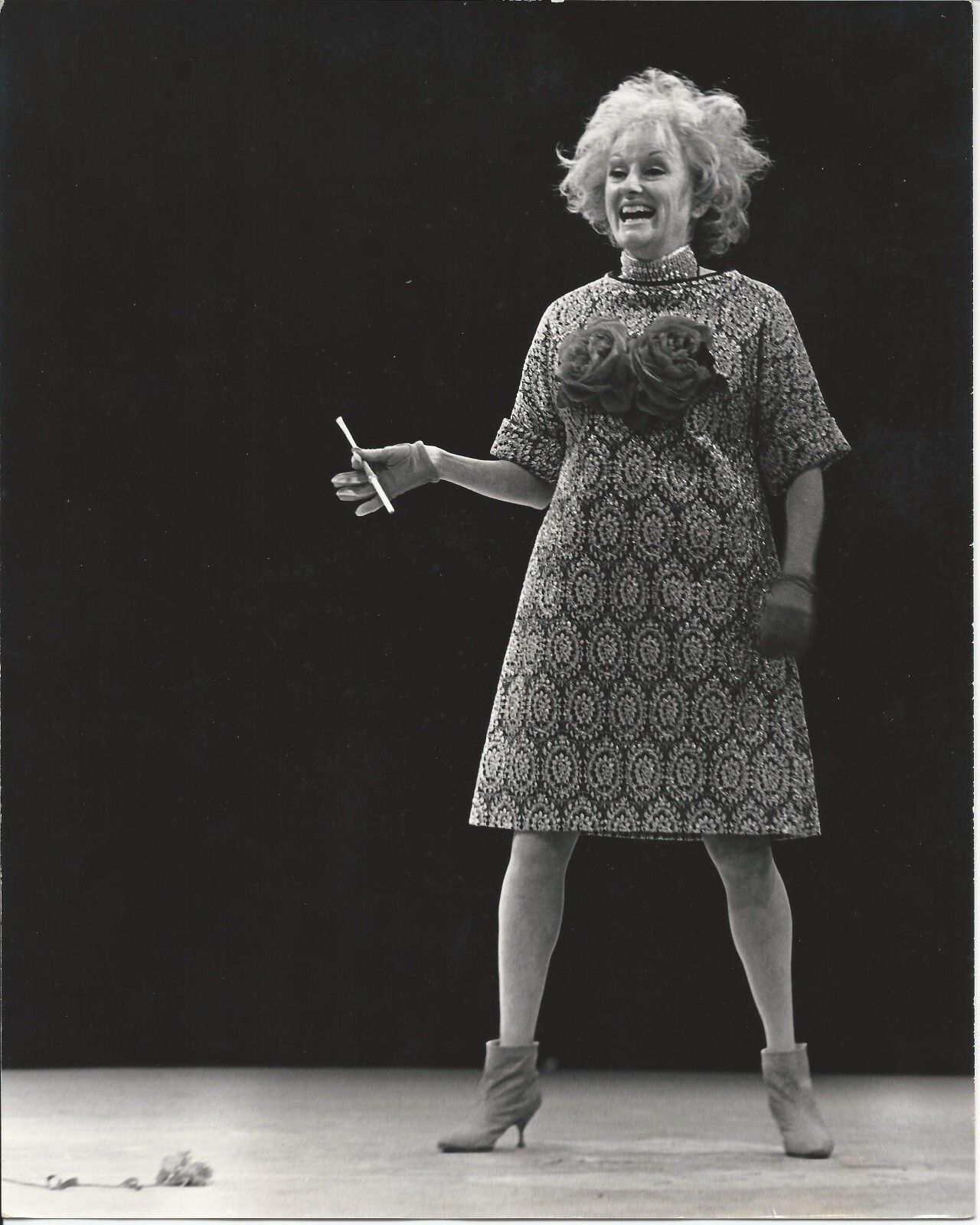 Hendrickson Original Photo B&W PHYLLIS DILLER ONSTAGE Melodyland 1960's ...