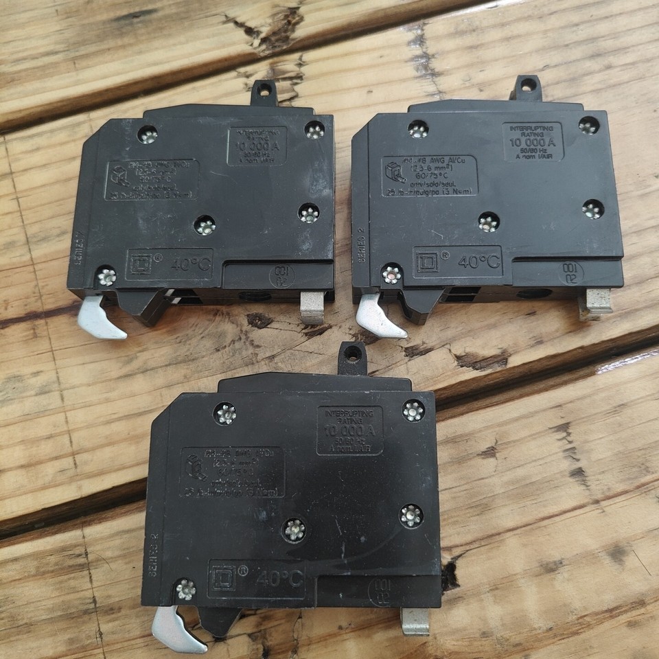 3 Square D QOT2020CP 2-20A 120/240 VAC Single-Pole Tandem Circuit ...