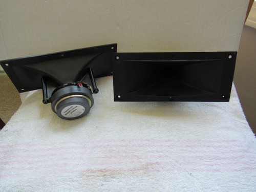 OPTIMUS by RADIO SHACK MODEL MACH THREE. 1pr HORN TWEETER-SPEAKER ...