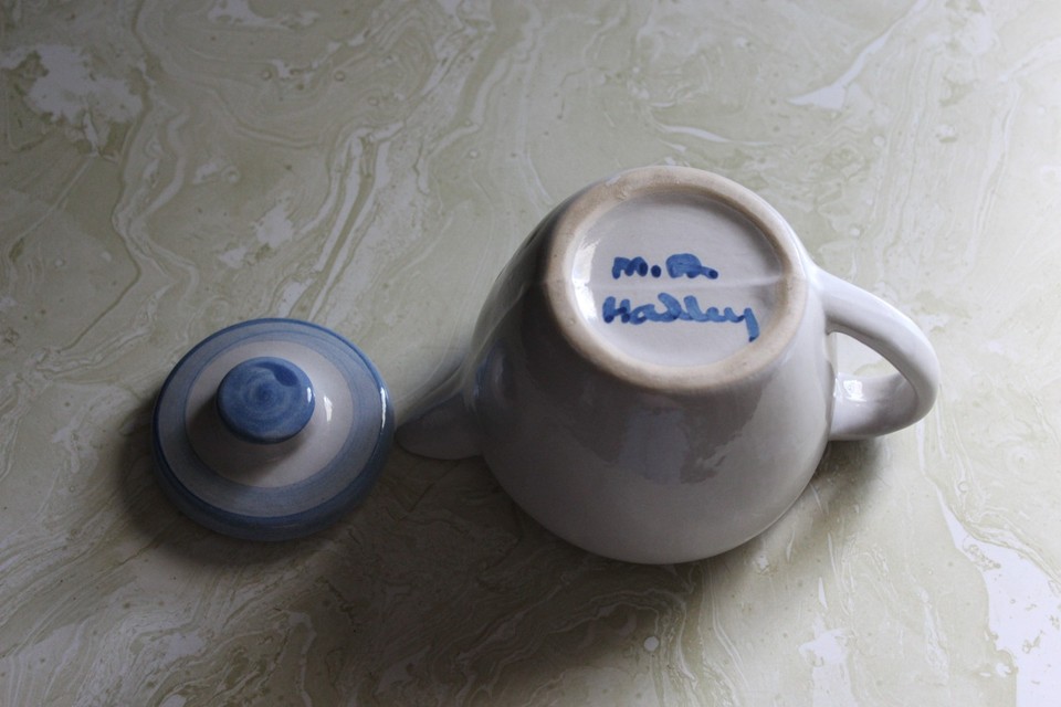 M. A. HADLEY POTTERY FARM SCENES FARM HOUSE TEA POT | eBay