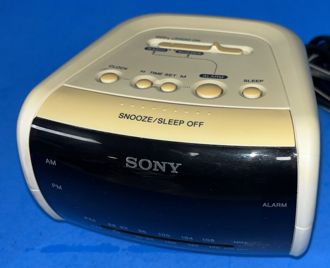 Nice Working SONY White Digital Alarm Clock Radio Dream Machine Model ...