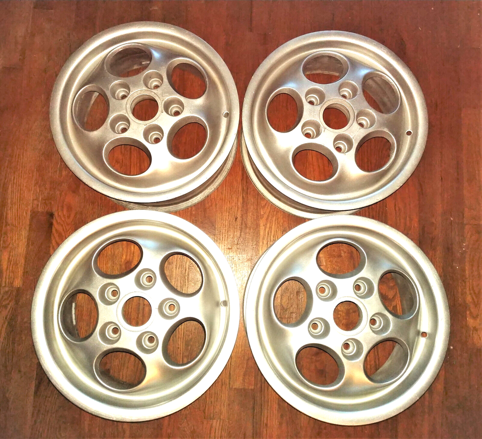 (4) PORSCHE PHONE DIAL WHEELS. (2) 15x6 & (2) 15x7. VERY NICE ITEM. USA ...