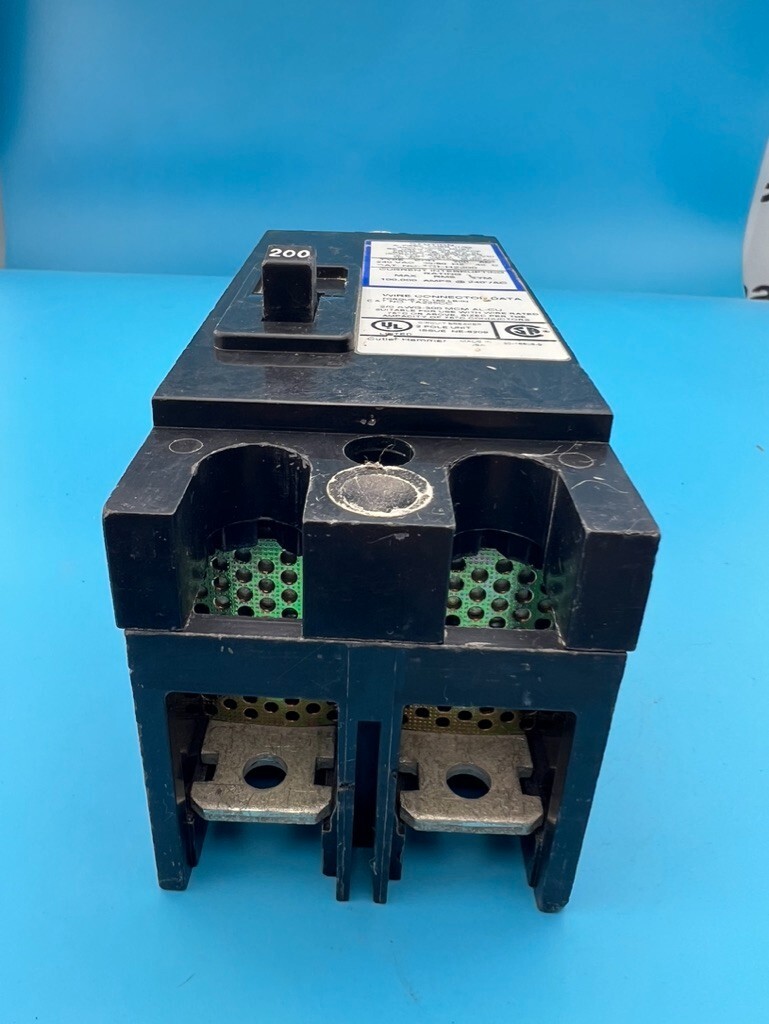 Cutler Hammer CHH2200 200 Amp 2 Pole Circuit Breaker CHH 240V 200A ...
