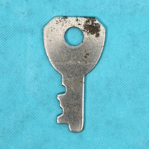 SINGER - Key - Original Singer Simanco Nähmaschinen Zubehör - Made in ...