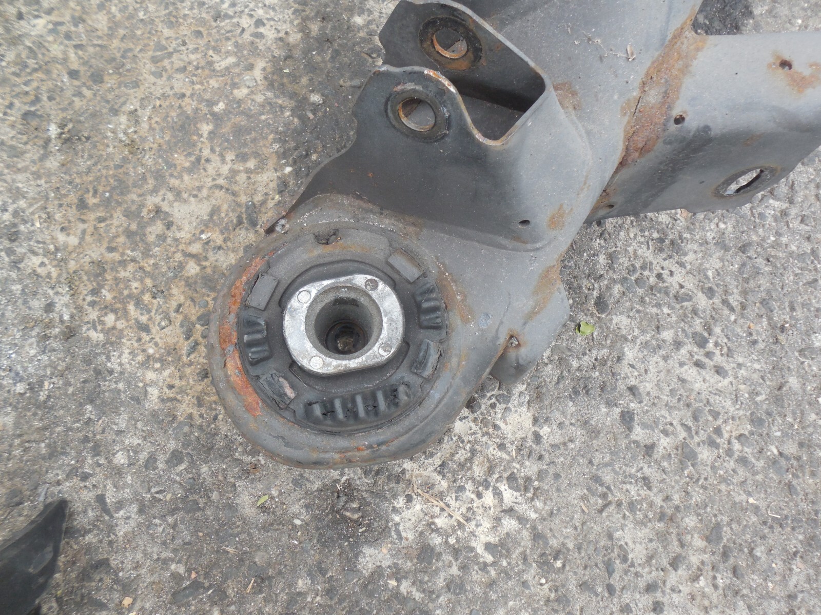 03-06 Mercedes W211 E55 AMG Rear Engine Cradle Crossmember Sub Frame | eBay