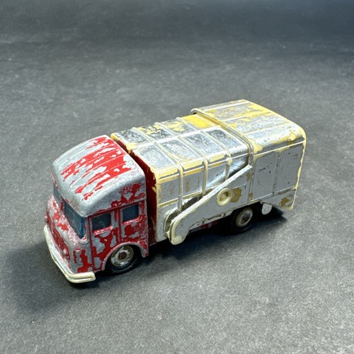 Husky Refuse Garbage Trash Truck 1/100 Made in England Diecast Model ...