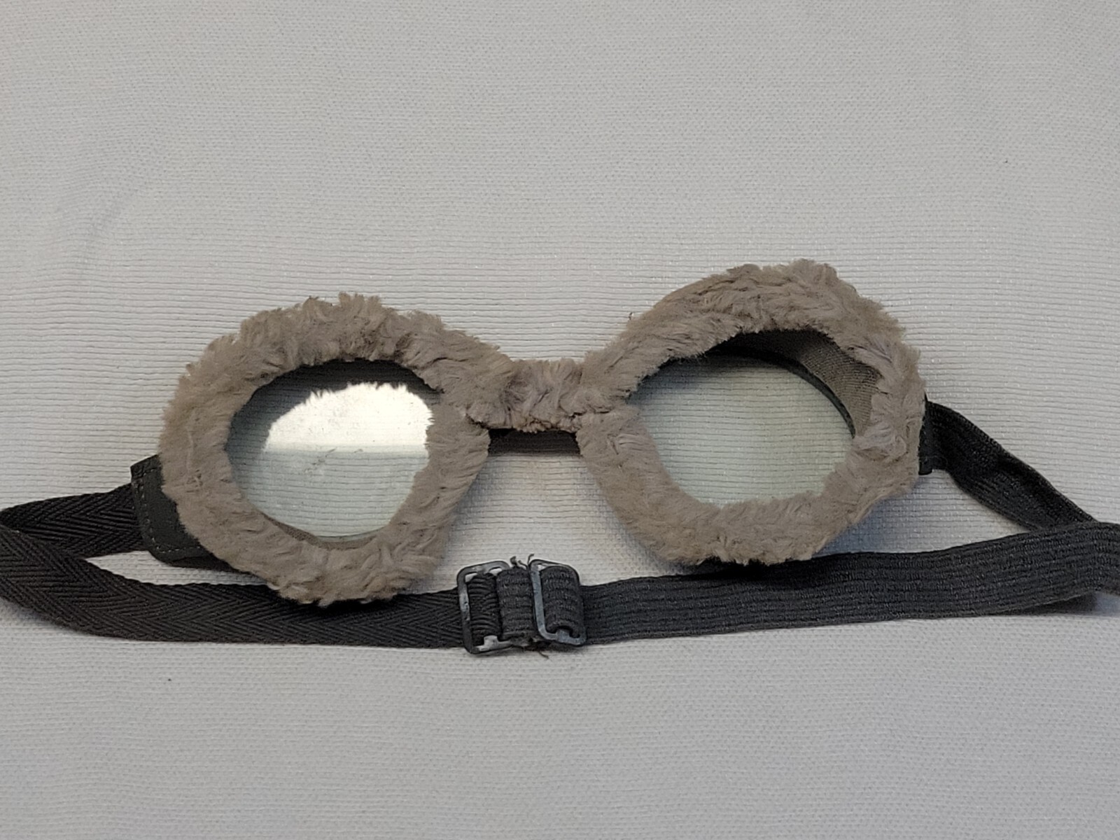 Vintage WW2 British Dust Goggles - Gem