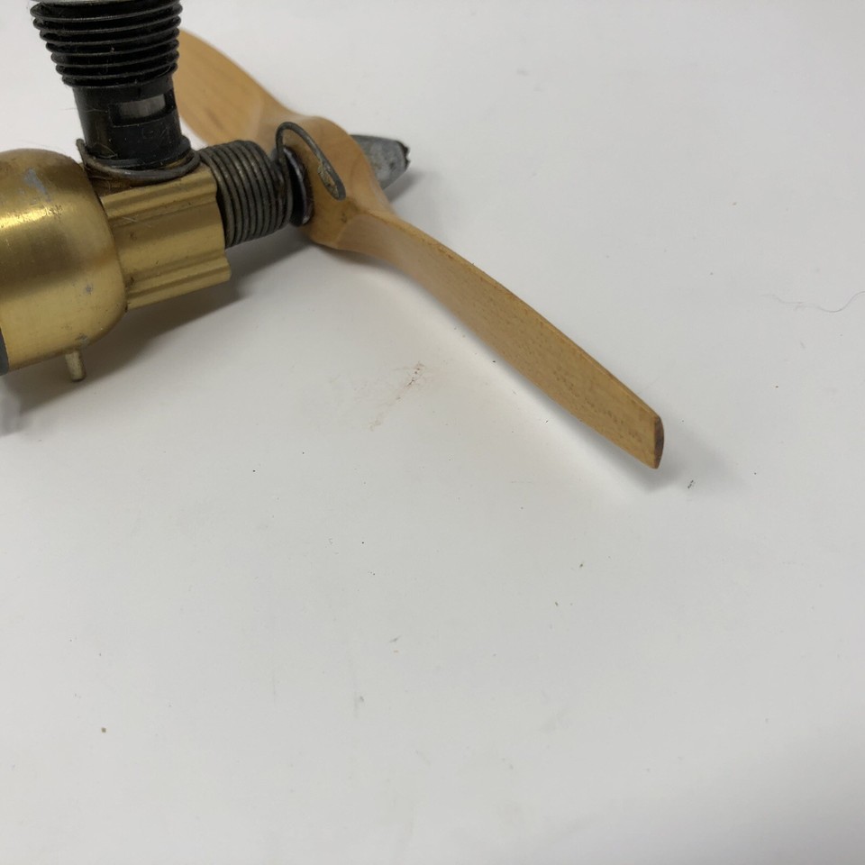 Cox Golden Bee .049 Airplane Engine 049 Gas Motor w Propeller | eBay