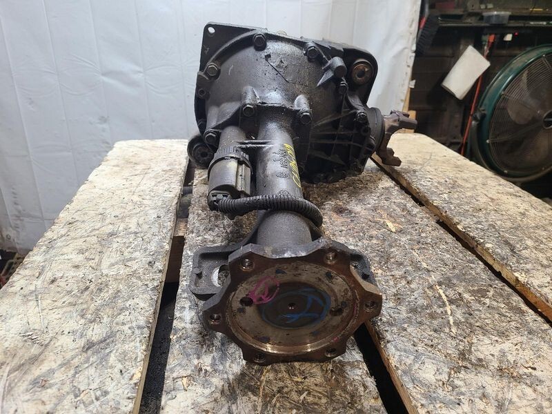 2000-2004 GMC Truck Yukon Front Differential Carrier 3.73 Ratio Opt GT4 ...