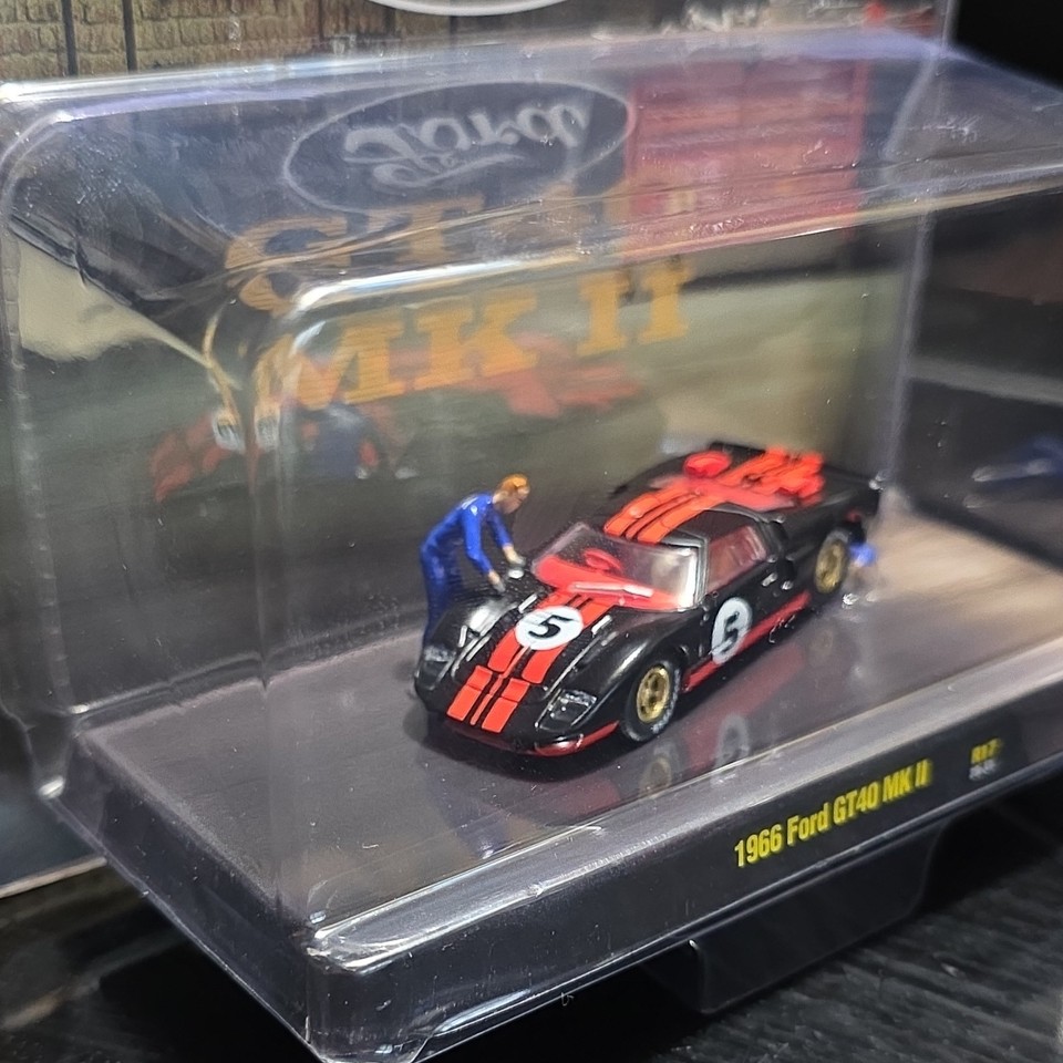 M2 Machines 1966 Ford GT40 MK II 1:64 Diecast Car Black Red Victory ...