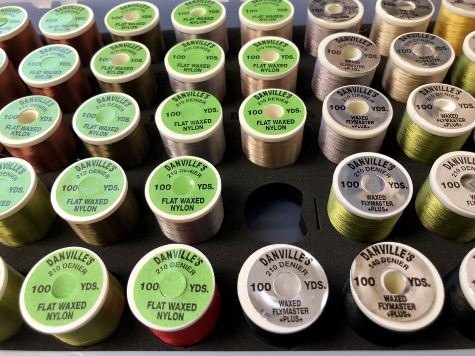 HARELINE'S FLY TYERS THREAD STASH BOX. HOLDS 40 SPOOLS. FLY TYING ...