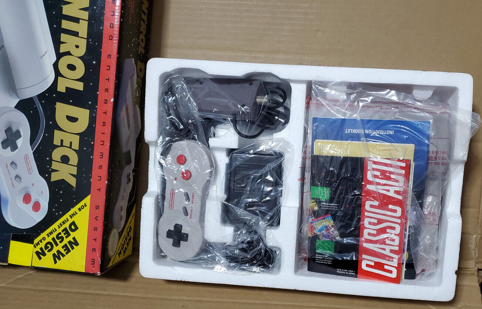 Nintendo NES-101 Top Loader Control Deck Console New Open Box Matching ...