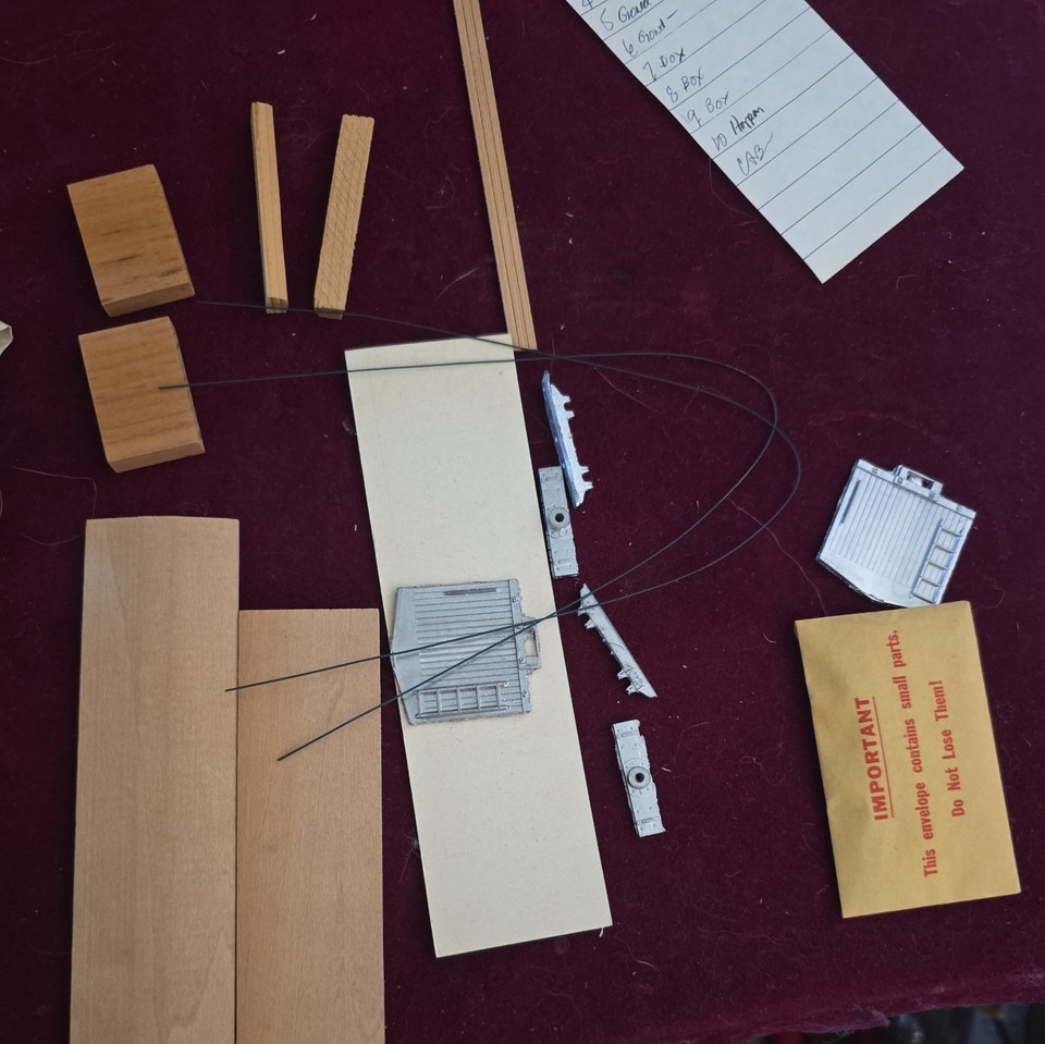 ** RARE *** Vintage*Red Ball Howell Day Import Tiffany Refer HO Model ...