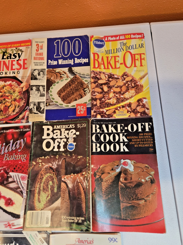 Lot of Vintage Pillsbury Cook off/Bake off Cookbook Booklets 50s plus ...