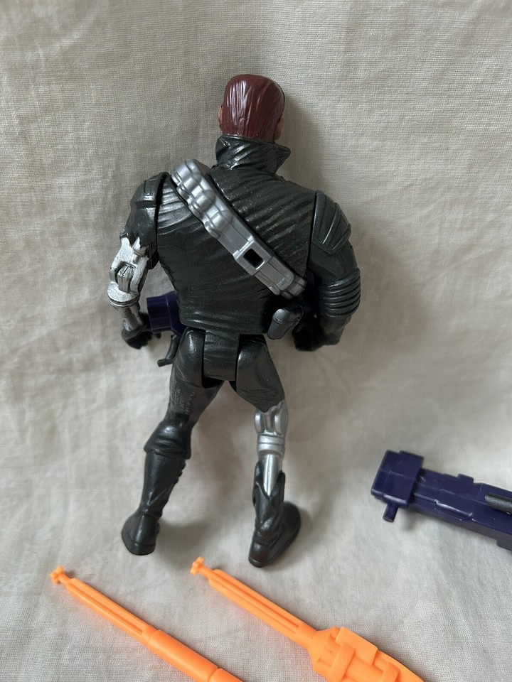 1993 Kenner Terminator 2 Future War Battle Ready Terminator Figure ...