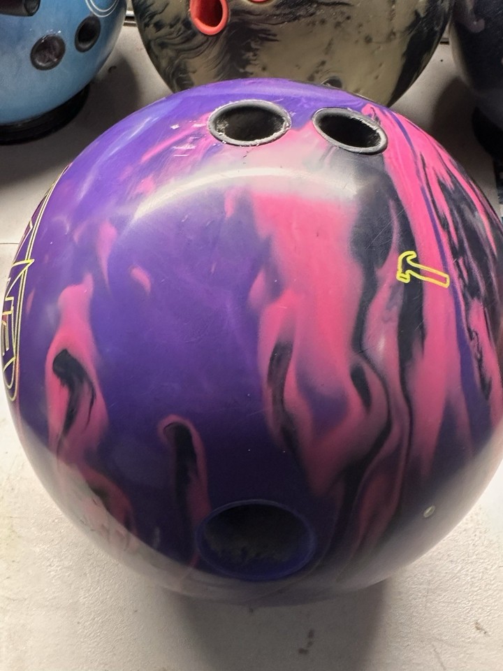Hammer Pure Envy Bowling Ball, Black/Pink/Purple, 15LB - Single Drill ...