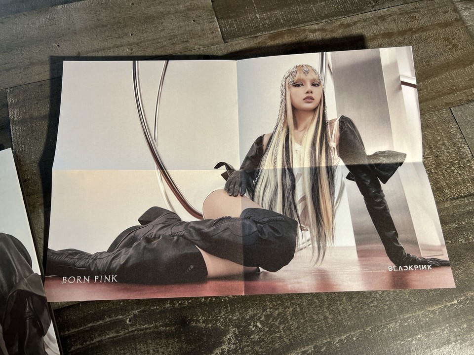 Blackpink Lisa Born Pink signed autographed Digiback brand new Pink ...