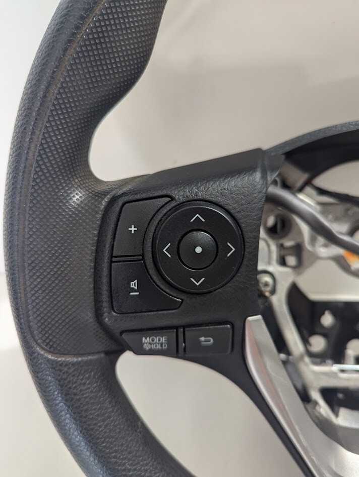 2014 GMC Sierra Steering wheel, volume and phone control, 3 spoke, CC ...