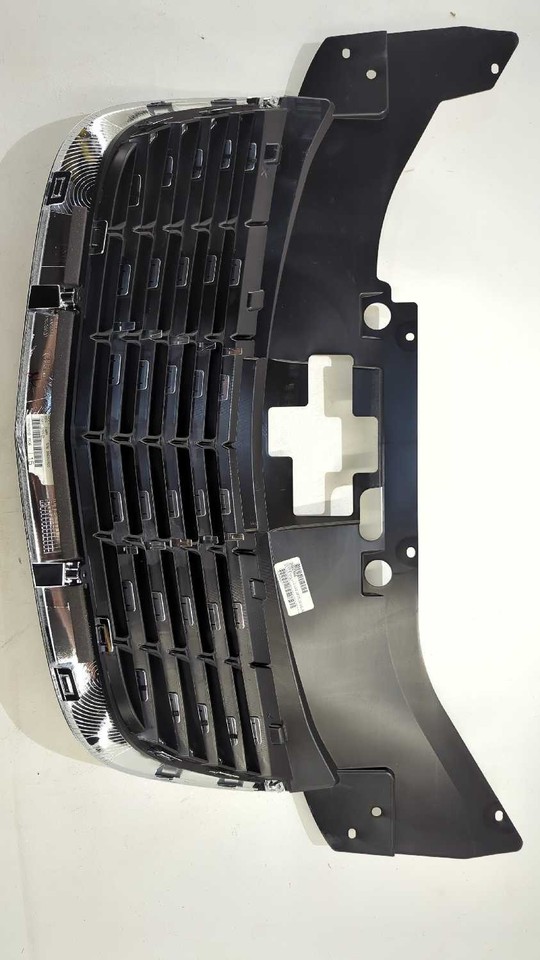 New OEM genuine Mopar Chrome Grille 2011-2014 Chrysler 200 Chrome ...