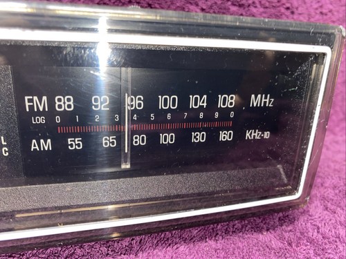 Vintage 1984 General Electric Flip Clock Radio Alarm Clock 7-4305F WORKING | eBay