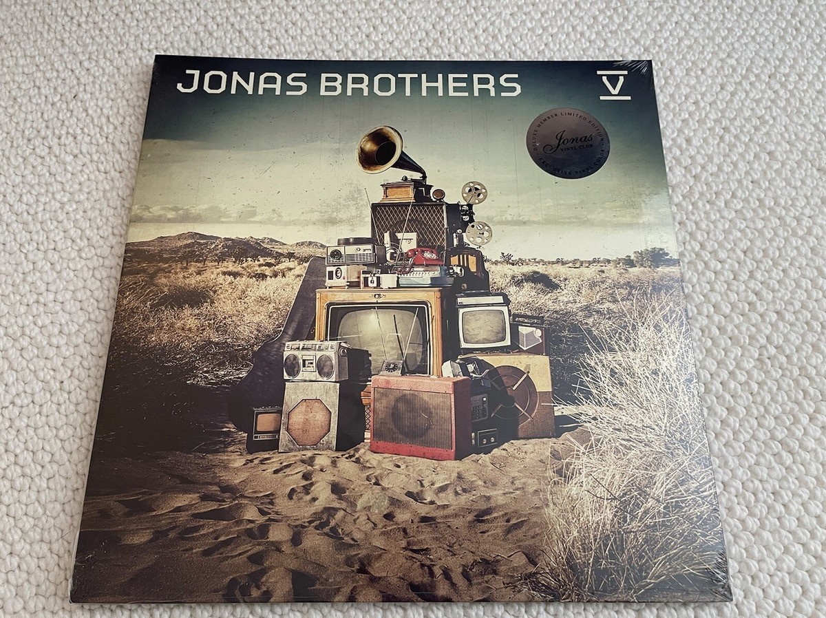 Jonas Brothers Live Album Artwork Jonas Brothers | IHeart
